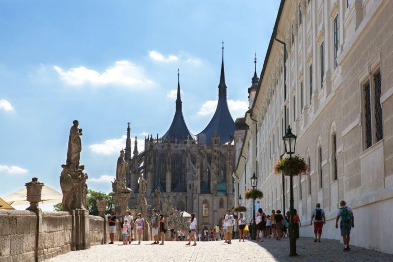From Prague: Kutna Hora UNESCO Site Tour with Bone Chapel - An In-Depth Look at the Kutná Hora Tour Experience