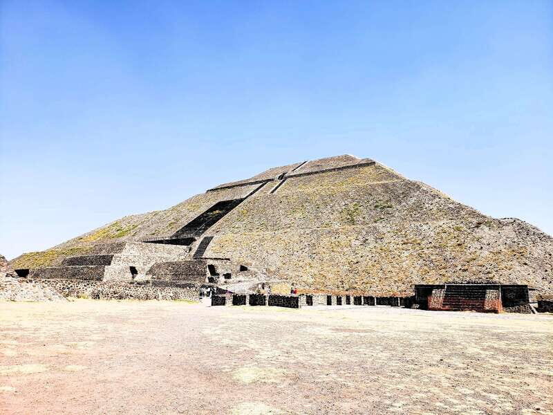 From Puebla: TEOTIHUACAN PRIVATE TOUR - Returning and Reflecting