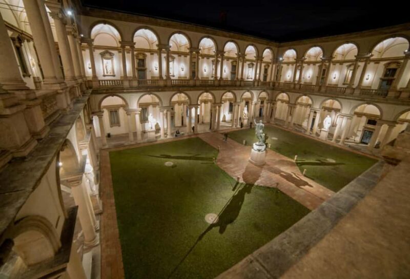 From Raphael's Light to Caravaggio's Shadow: A Guided Tour of Brera - A Closer Look at the Tour Experience