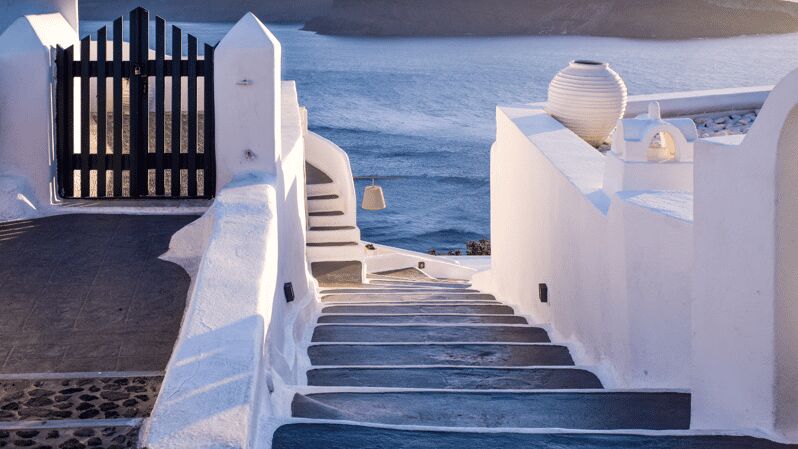 From Rethymnon Explore Santorini Villages, Oia & Fira - Setting the Scene: The Day in Santorini