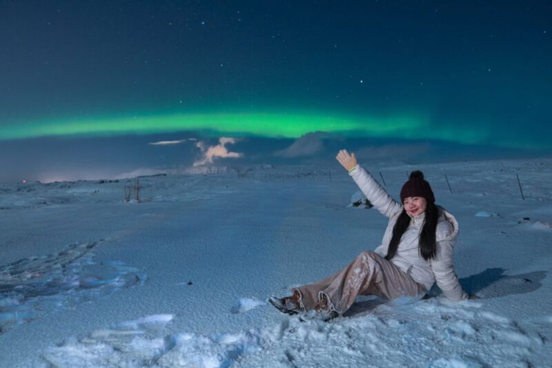 From Reykjavik: Northern Lights Guided Tour with Photos - The Value of This Tour: Cost vs. Experience  