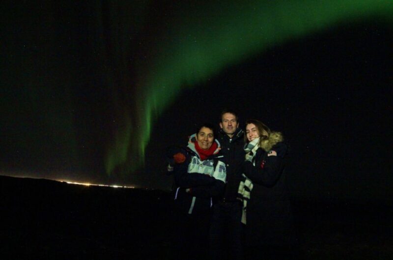 From Reykjavík: Northern Lights Tour with Hot Cocoa & Photos - FAQ