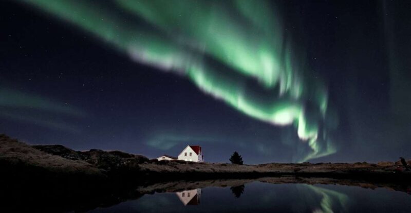 From Reykjavik: Northern Lights Tour with Hot Cocoa & Photos - Who Is This Tour Best For?