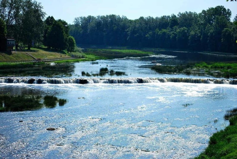 From Riga: Kemeri National Park and Kuldiga Tour - A Detailed Look at the Kemeri and Kuldiga Tour