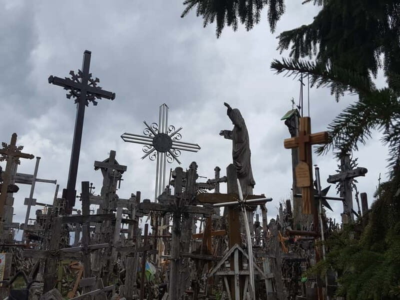 From Riga to Vilnius with Sightseeing Stops Top Private Tour - Key Points  