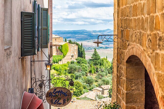 from Rome Montepulciano and Montalcino, the Wine Routes - FAQs