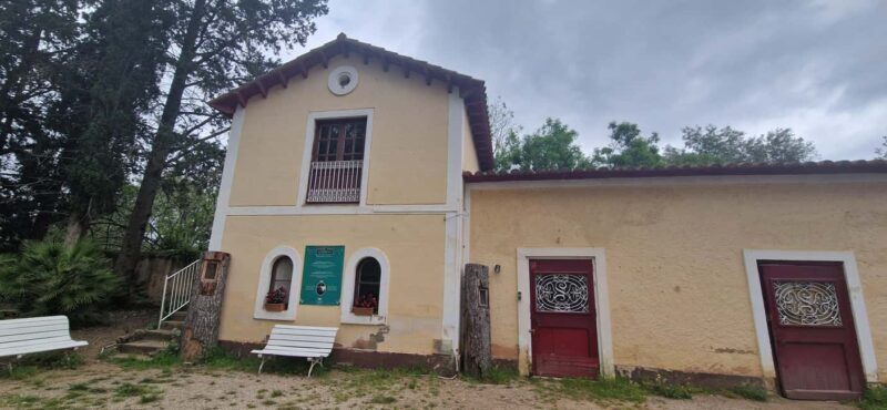 From Salou: Park Samá with 1 vermouth tasting, hotel Pickup - Key Points