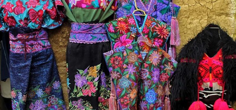 From San Cristóbal: Walking City tour - Tasting Local Flavors