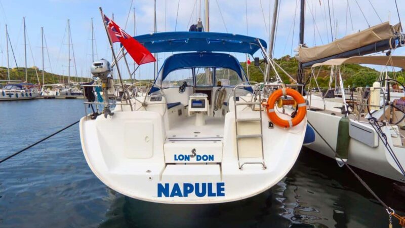 From Santa Teresa: Sailboat Tour to Corsica with Lunch - Key Points