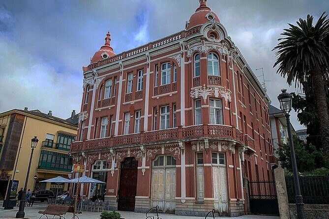 From Santiago: Lugo & Cathedrals Beach Guided Excursion - Who Should Consider This Tour?