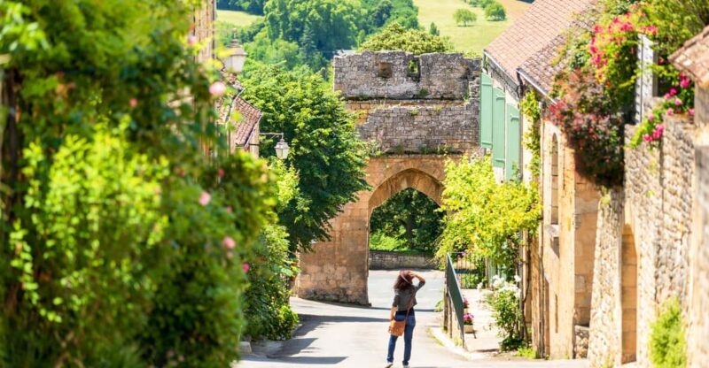 From Sarlat: Beynac & Domme Tour & Dordogne Boat Ride - Key Points