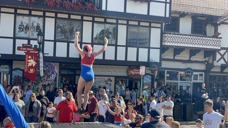 From Seattle/Kirkland/Bellevue: Leavenworth Exclusive Tour - Stops Along the Way