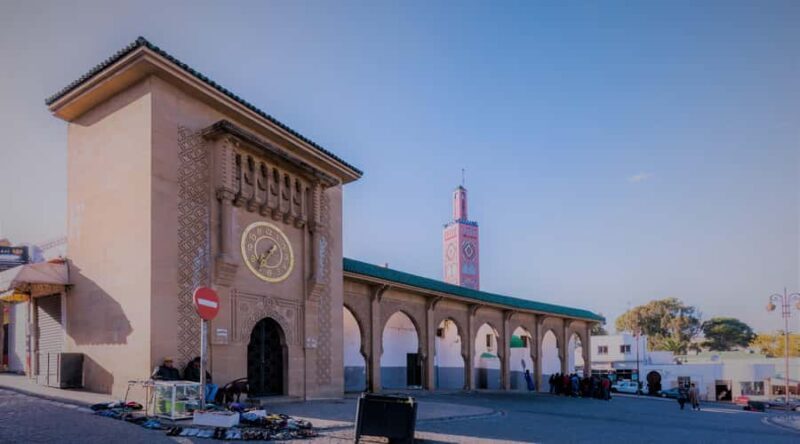 From Seville: Tangier Day Trip with Local Guide and Lunch - Key Points