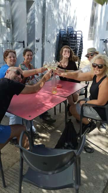 From Sitges: Cycling Tour with Winery visit and Tasting - Why This Tour Works Well