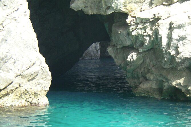 From Sorrento/Nerano:Capri Shared Tour (9:15am Boat Departure) - Key Points
