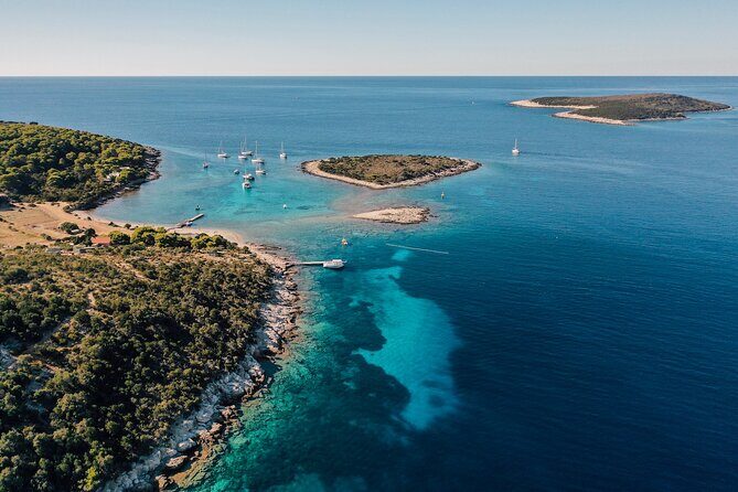 From Split: Blue cave & 5 Islands tour - Key Points