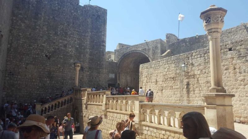 From Split/Trogir: Dubrovnik Guided Tour with a Stop in Ston - FAQs
