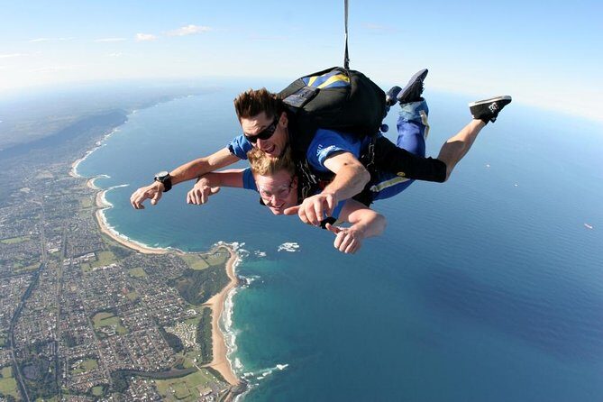From Sydney: Tandem Skydive Experience over Wollongong Beach - Key Points