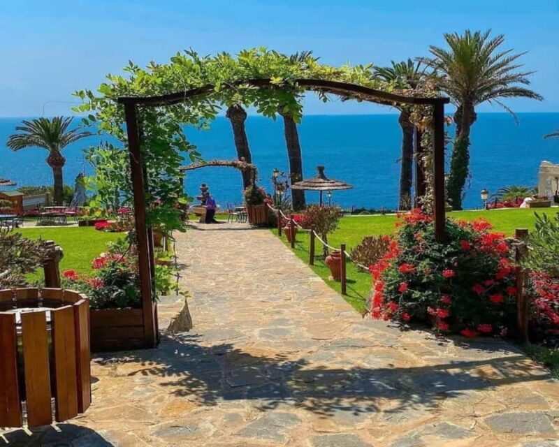 From Tarifa to Tanger: complete tour+ camel ride+ food - Key Points