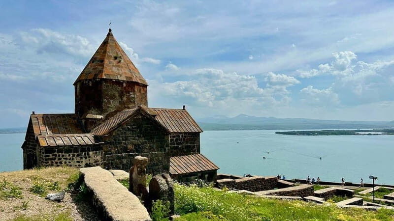 From Tbilisi: Armenia Day Trip with Yerevan and Lake Sevan - The Key Stops in Detail