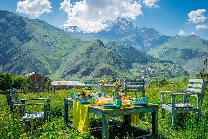 From Tbilisi: Kazbegi, Gudauri & Ananuri Day Trip - Key Points