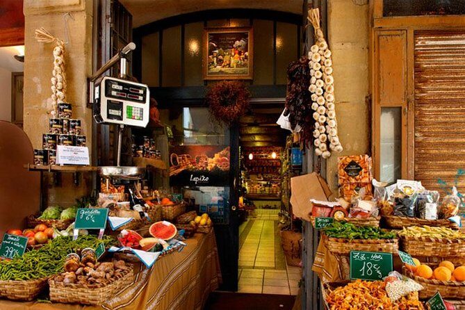 From the market, to the secret kitchen - Cultural Activities and Tastings