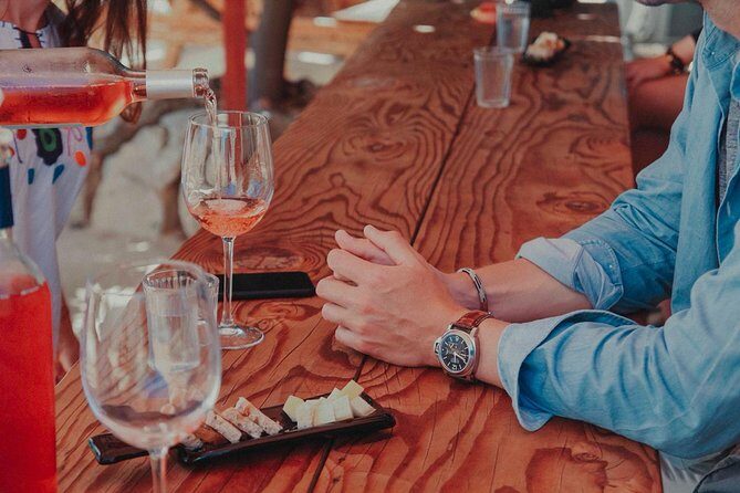 From Tijuana to Valle de Guadalupe private tour 6 passengers - Price and Value