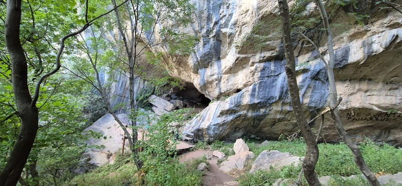 From Tirana: Hiking to Pellumbas Cave & Erzeni Canyon - Hike to Erzeni River