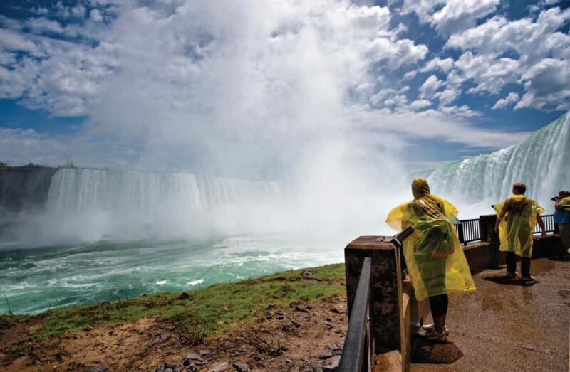 From Toronto: Niagara Falls Bus Tour with Boat Cruise - Analyzing the Value