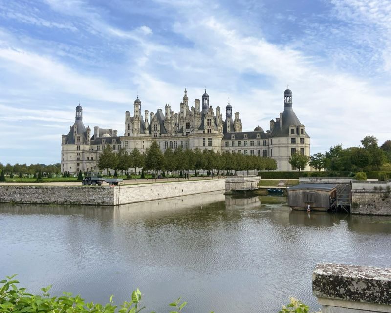 From Tours: Chambord, Chenonceau & Lunch at Family Chateau - Discover the Charm of the Loire Valley: A Detailed Review of the Chambord, Chenonceau & Lunch at Family Château Tour