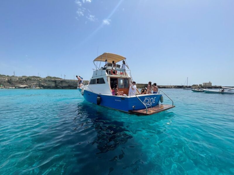 From Trapani: Favignana and Levanzo Boat Tour with Lunch - Discovering Levanzo’s Charm