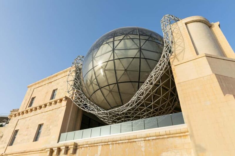 From Valletta or Sliema: Sail to Science with Boat Transfer - A Scenic Journey in the Heart of Malta’s Historic Harbour