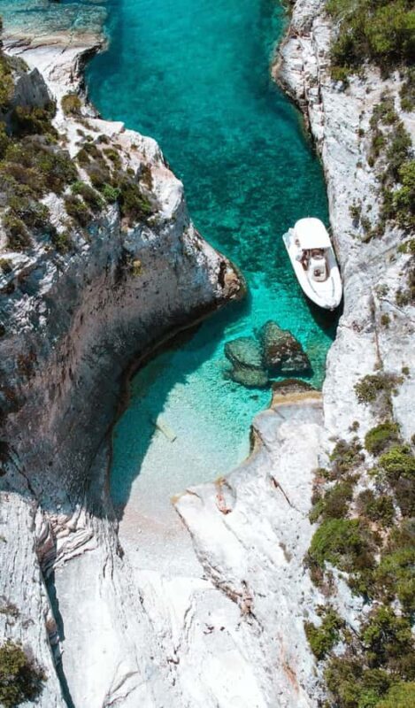 From Vis: Speed boat tour along south shore Of Vis - What to Expect from the Experience