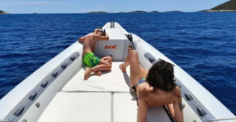 From Vis: Speedboat tour - Vis, Bievo & Blue Cave (private) - Exploring Vis and Its Enchanting Coastline