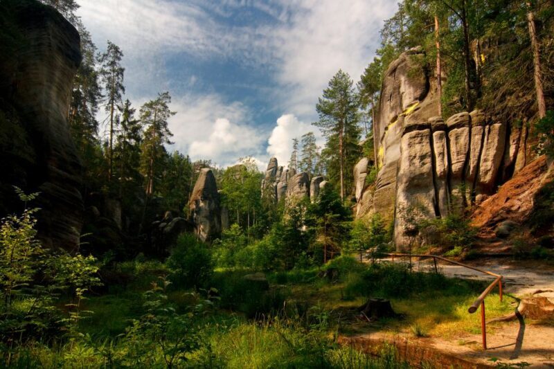 From Wroclaw: Hiking Trail in Rock City Adrspach - Who Would Love This Tour?