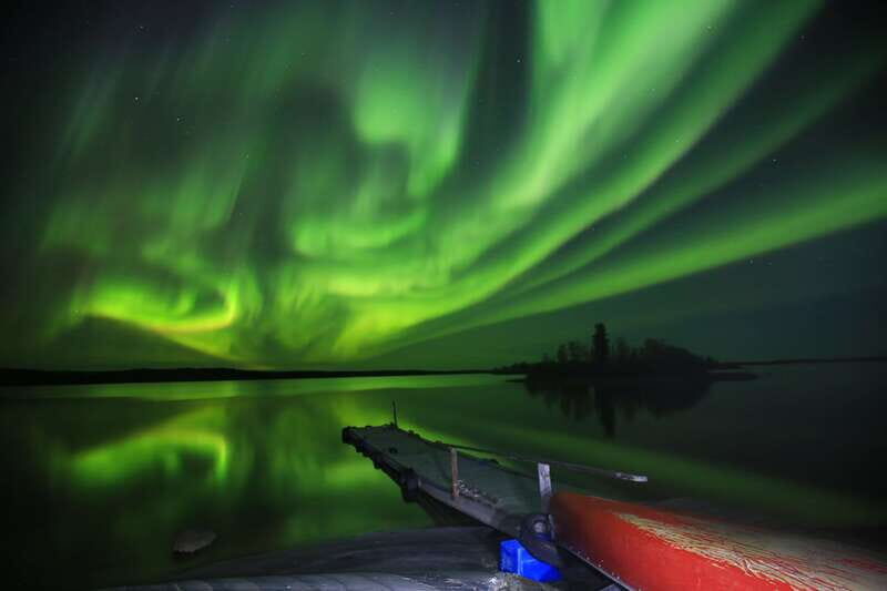 From Yellowknife: Northern Lights Bus Tour with Photos - The Natural Unpredictability & Overall Value
