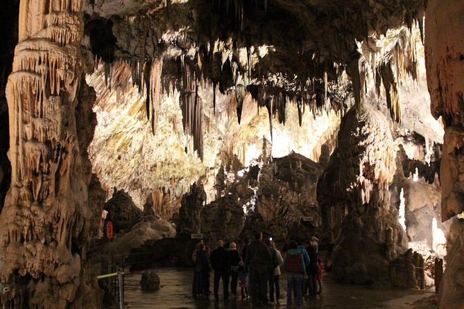 From Zagreb: POSTOJNA cave + Predjama castle + LJUBLJANA Day Tour - Who Should Consider This Tour?