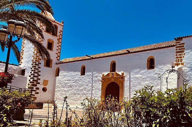 Fuerteventura: ALL highlights in 1 day with Guide. - Additional Highlights: Tindaya Volcano & Vallebrón