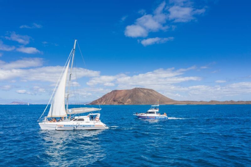Fuerteventura : Catamaran excursion to Lobos Island - Setting Off from Corralejo