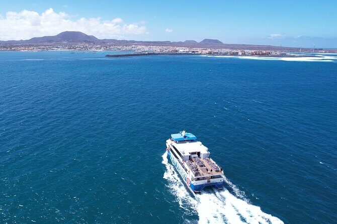 Fuerteventura: Ferry ticket to Lanzarote with free wifi - Departure and Return Schedules