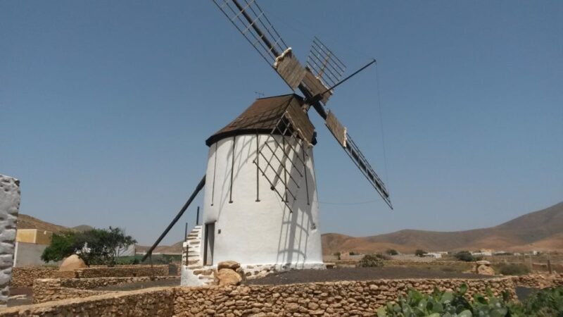 Fuerteventura: Full Day Tour with Lunch - Discovering the Best of Fuerteventura in One Day