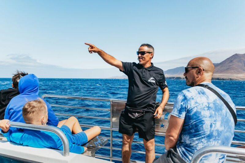 Fuerteventura: Glass Bottom Boat Cruise with Lunch & Drinks - Scenic Cruising & Relaxation