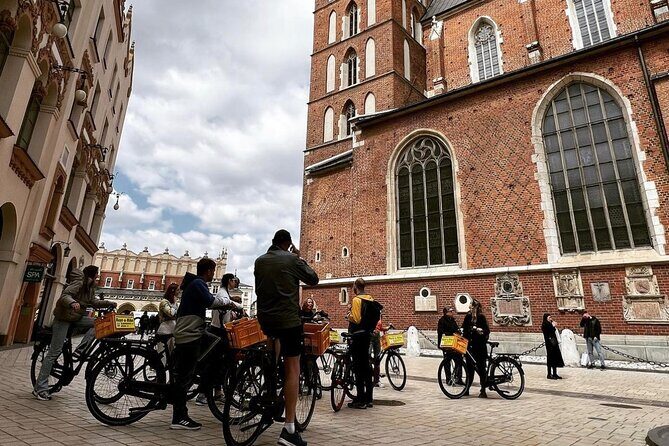 Full Bike Tour - the Old Town, Jewish Qtr & the Ghetto NEW BIKES - Authentic Insights from Reviewers