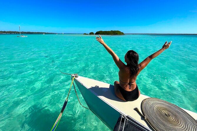 Full Day Bacalar with Boat Tour, Cenote Azul and Breakfast - Who Will Appreciate This Tour?