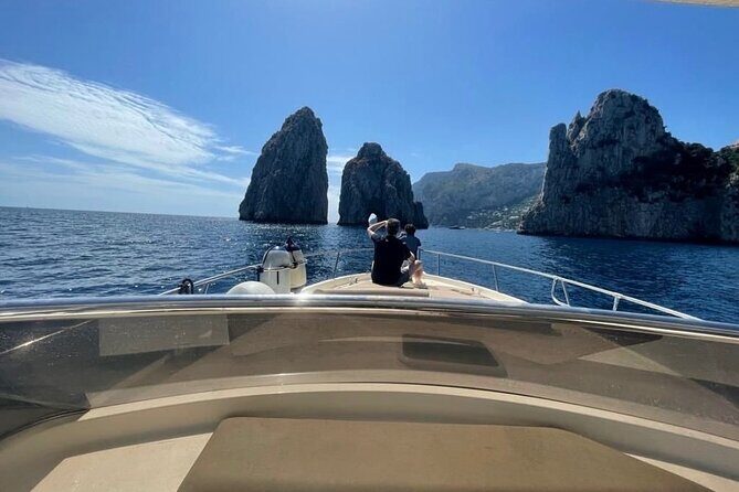 Full Day Capri Shared Boat Water Activity - An In-Depth Look at the Full Day Capri Shared Boat Water Activity