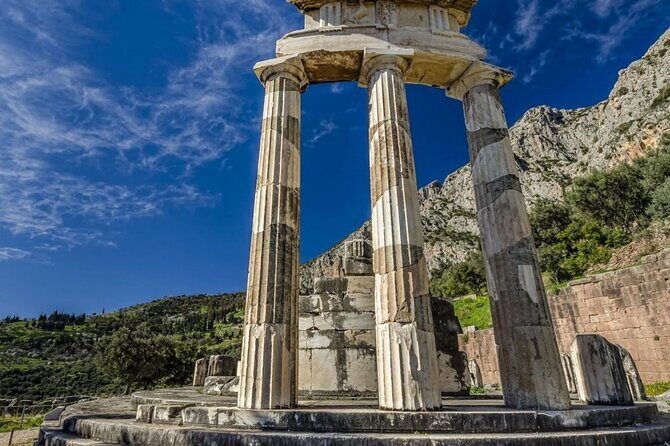 Full-Day Delphi Tour from Athens - The Journey Begins: Livadia and Beotia’s Fertile Plains