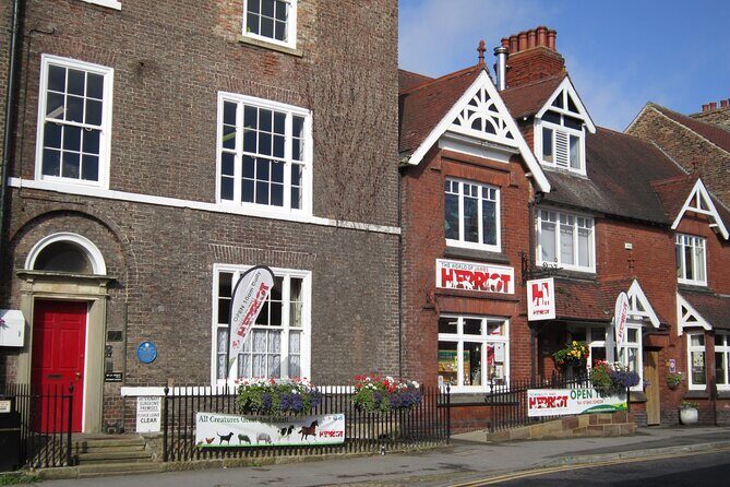 Full-Day Discovering All Creatures Great and Small Tour of Yorkshire - An Authentic Peek into Yorkshire: The Itinerary Breakdown