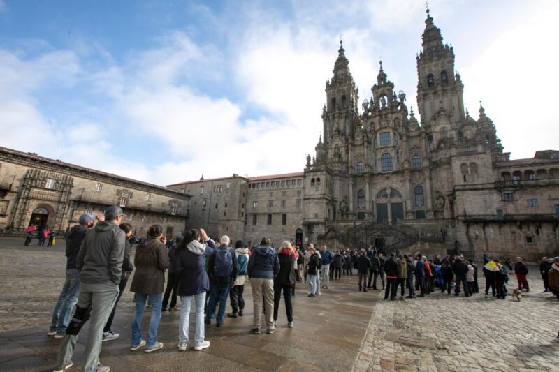 Full-Day Excursion from A Coruña to Santiago - Cruisers Only - Who Should Consider This Tour?