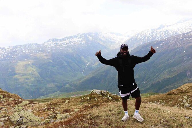 Full-Day Hiking Swiss Alps and Lake swim with Pick-up - FAQ