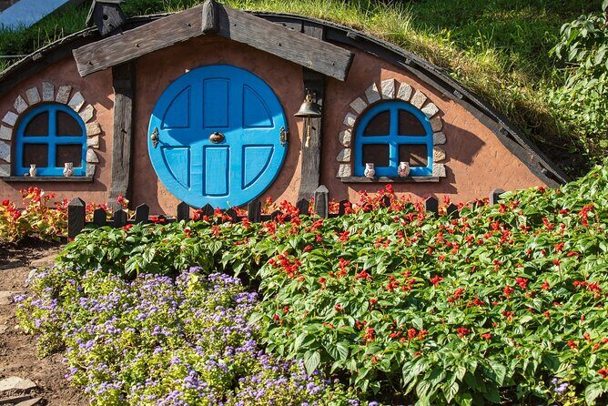 Full Day Hobbiton Movie Set and Rotorua Tour from Auckland - What Travelers Should Know
